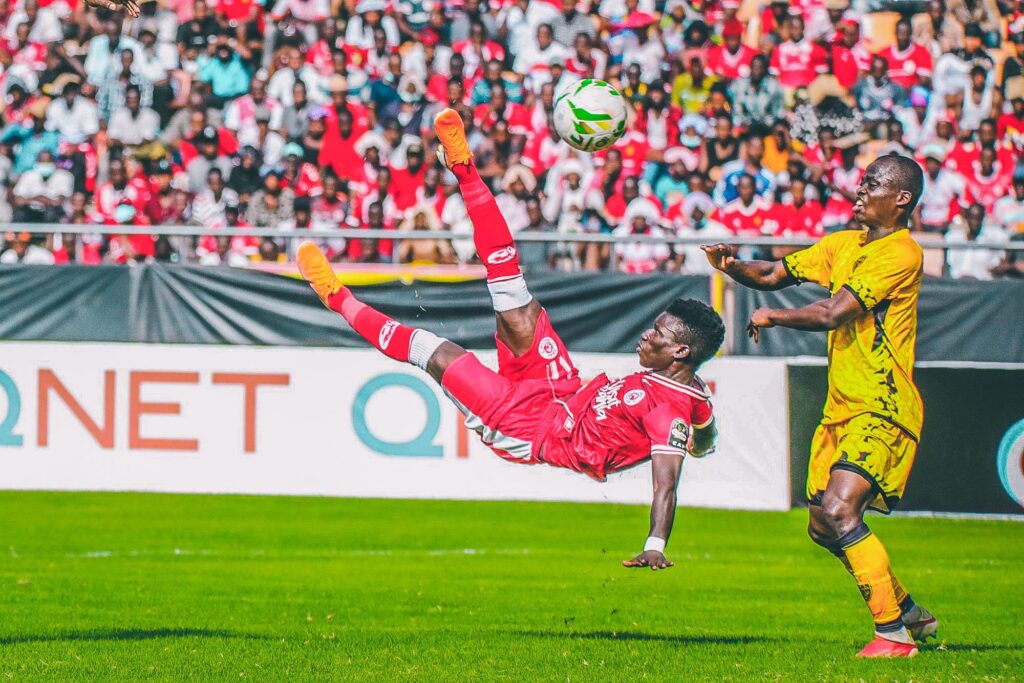 Simba Day : Pape Ousmane Sakho a présenté trophée du plus beau but de l'année [Photos] - OnzedAfrik